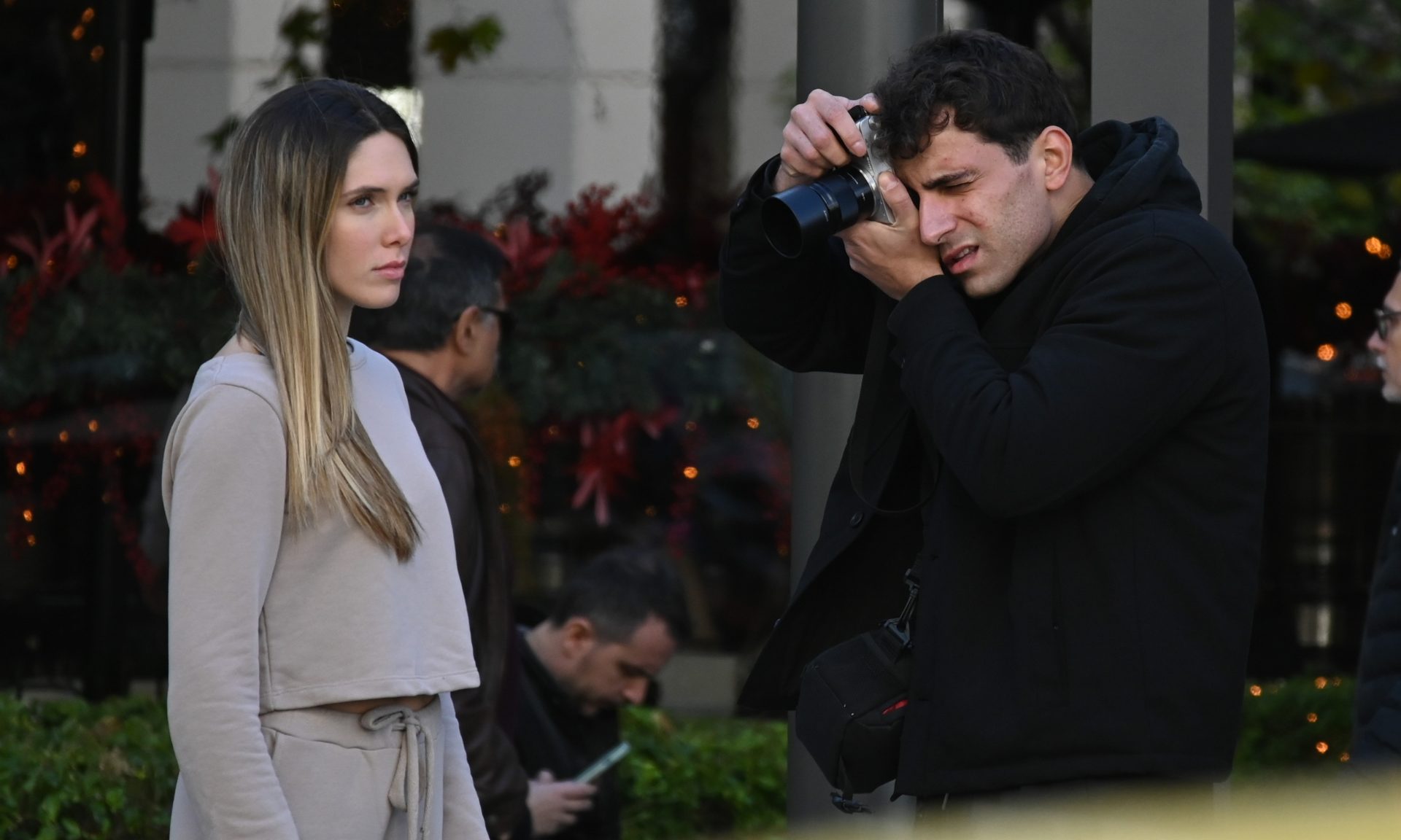 Λιάντου-Σκουρλέτης:Έρωτας με φωτογραφίες - Iciao